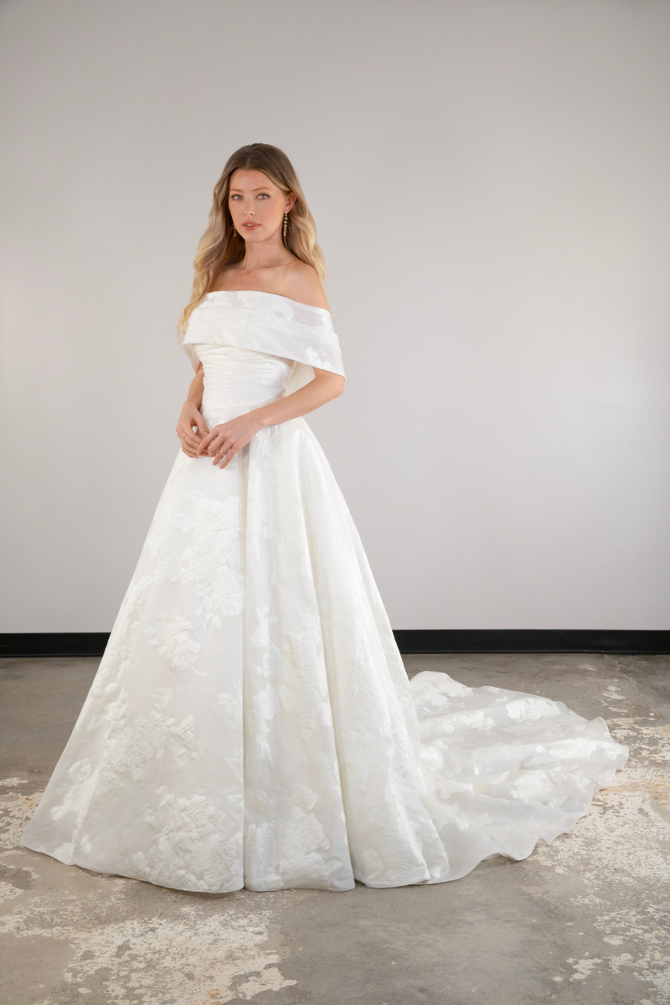 Essense of Australia - D3971 | Essense of Australia | White Dress ...